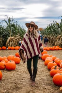 10 Perfect Fall Festival Outfits to Stay Cozy and Stylish ...