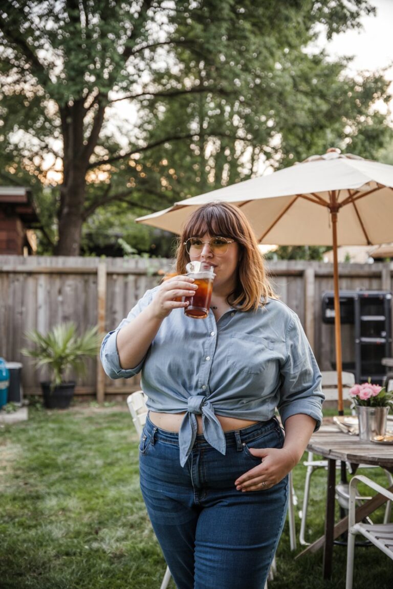 15 Plus Size Summer Outfits With Jeans You Can Wear Anywhere ...